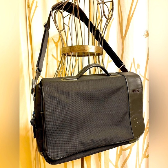 Tumi | Bags | Tumi Lxt Business Case | Poshmark